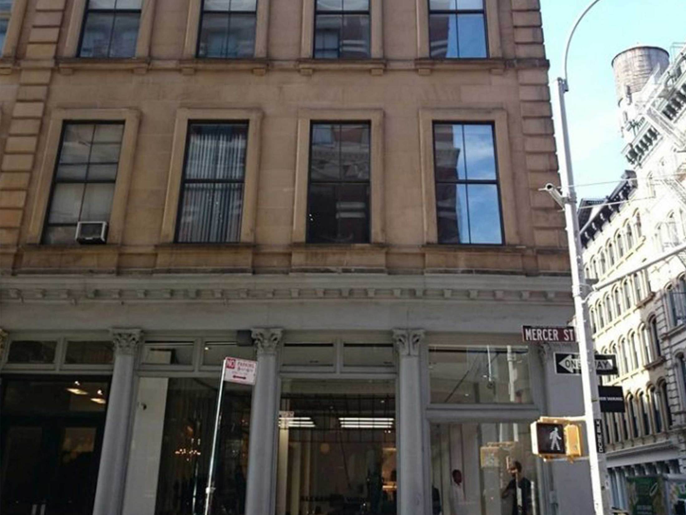 Signature Project from Lazzoni to Soho!– LAZZONI Furniture