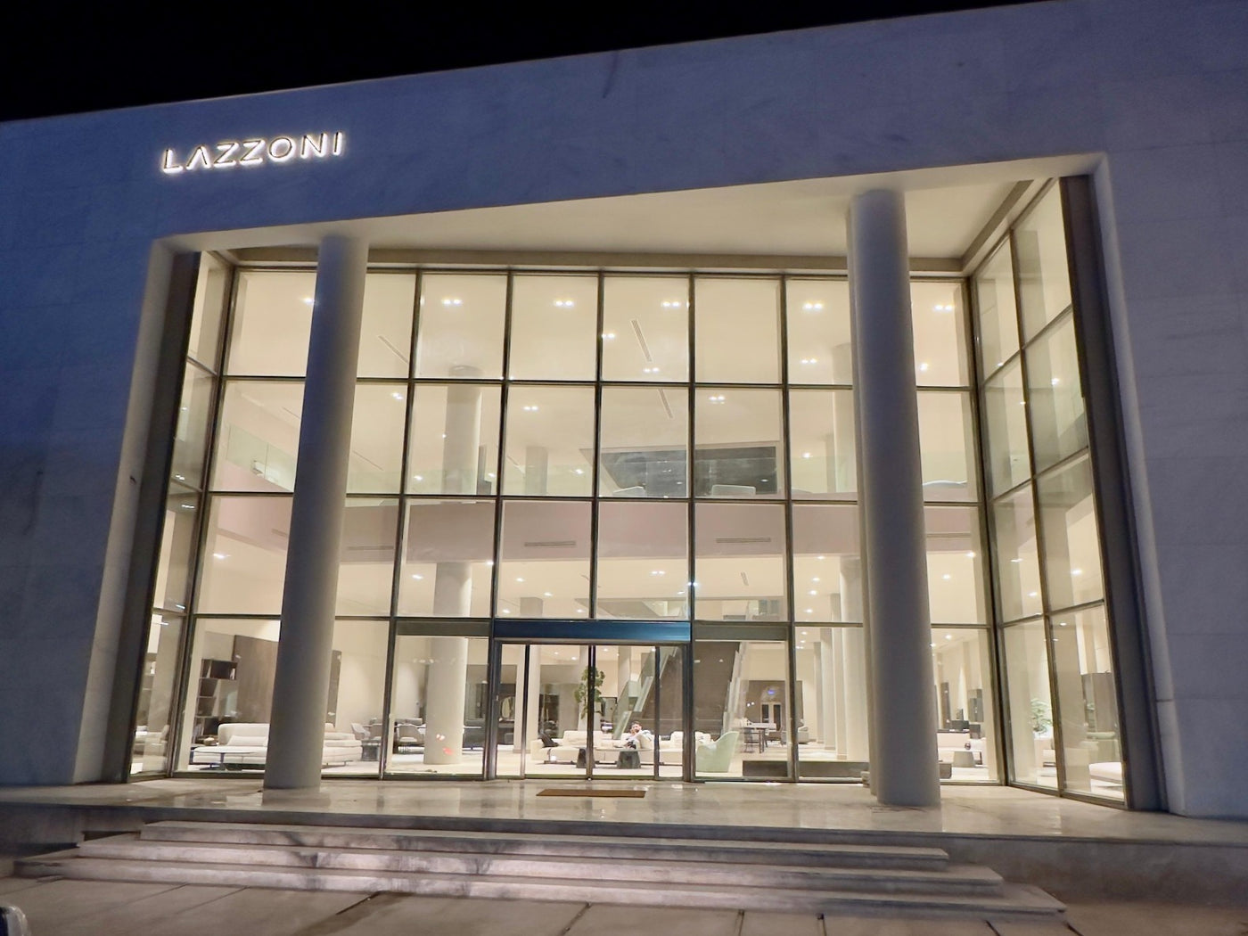 LAZZONI Furniture: Modern Furniture Store