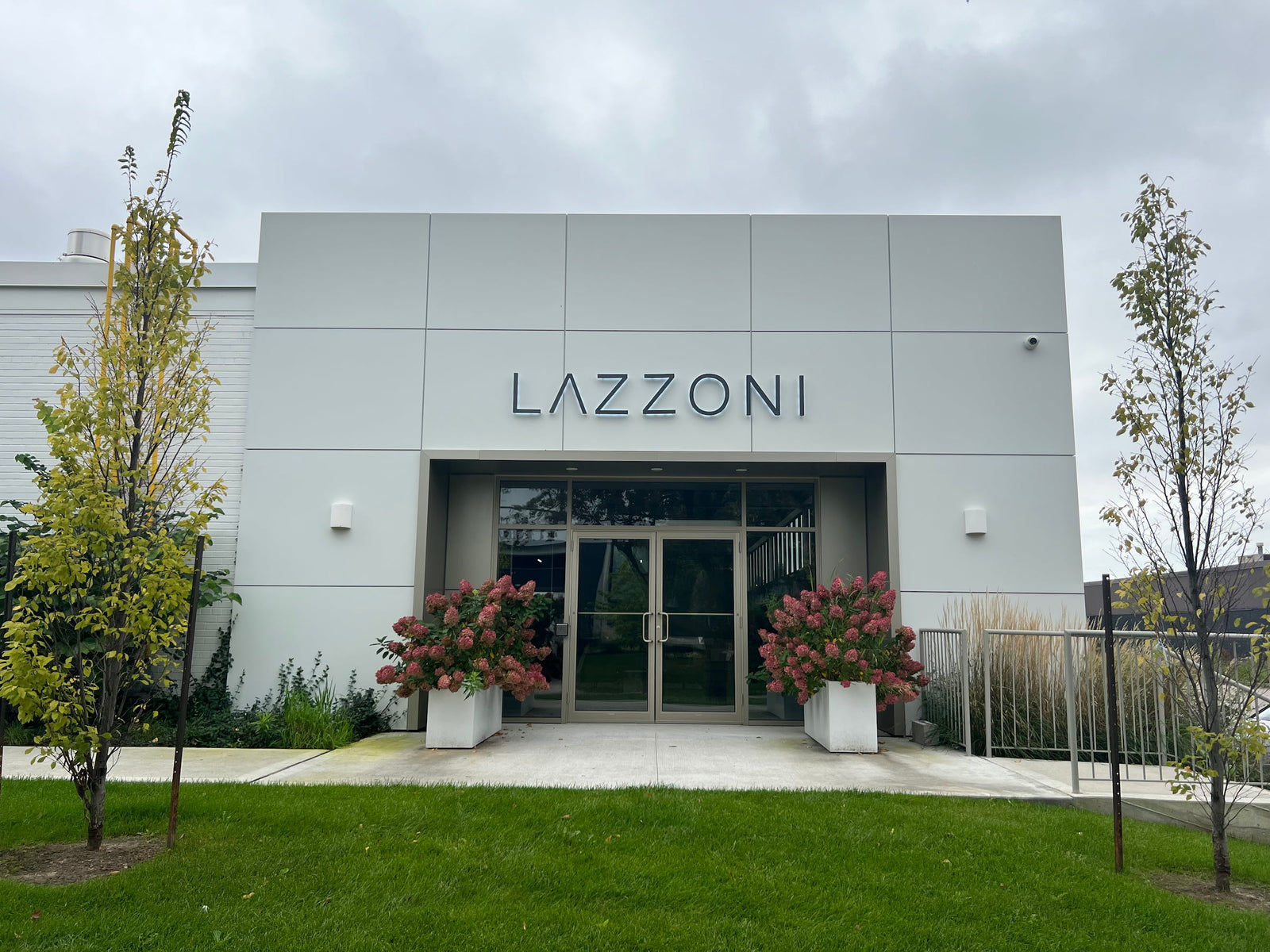 LAZZONI Furniture: Modern Furniture Store